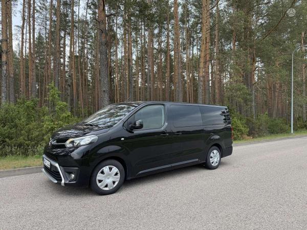 Black Toyota Proace 2019 in Druskininkai, with an engine capacity of 1.50 L and mileage of 154 thousand km for 17900 €, photo 6 on AUTOMOTO.COM.LV