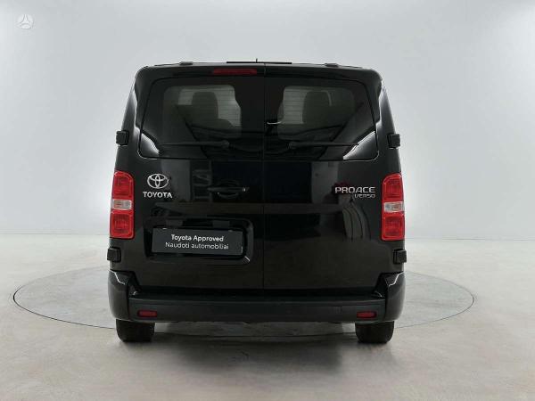 Black Toyota Proace 2021 in Vilnius, with an engine capacity of 2.00 L and mileage of 98 thousand km for 29900 €, photo 3 on AUTOMOTO.COM.LV