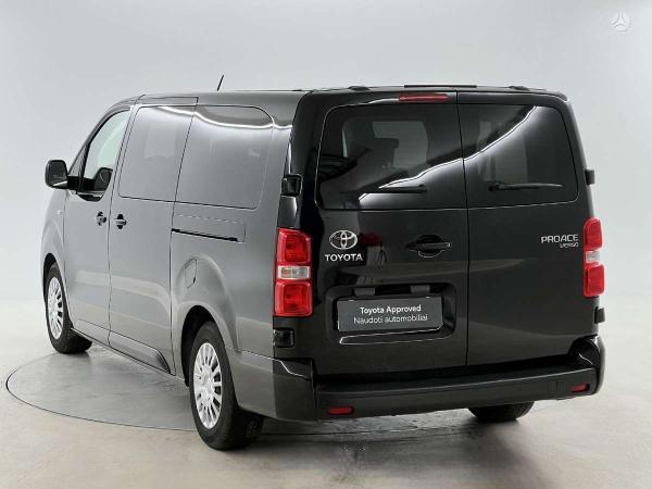 Black Toyota Proace 2021 in Vilnius, with an engine capacity of 2.00 L and mileage of 98 thousand km for 29900 €, photo 8 on AUTOMOTO.COM.LV