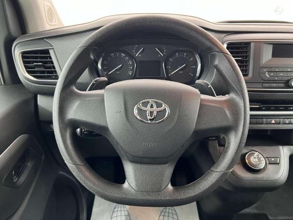 Black Toyota Proace 2021 in Vilnius, with an engine capacity of 2.00 L and mileage of 98 thousand km for 29900 €, photo 10 on AUTOMOTO.COM.LV