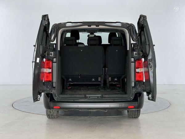 Black Toyota Proace 2021 in Vilnius, with an engine capacity of 2.00 L and mileage of 164 thousand km for 21900 €, photo 10 on AUTOMOTO.COM.LV