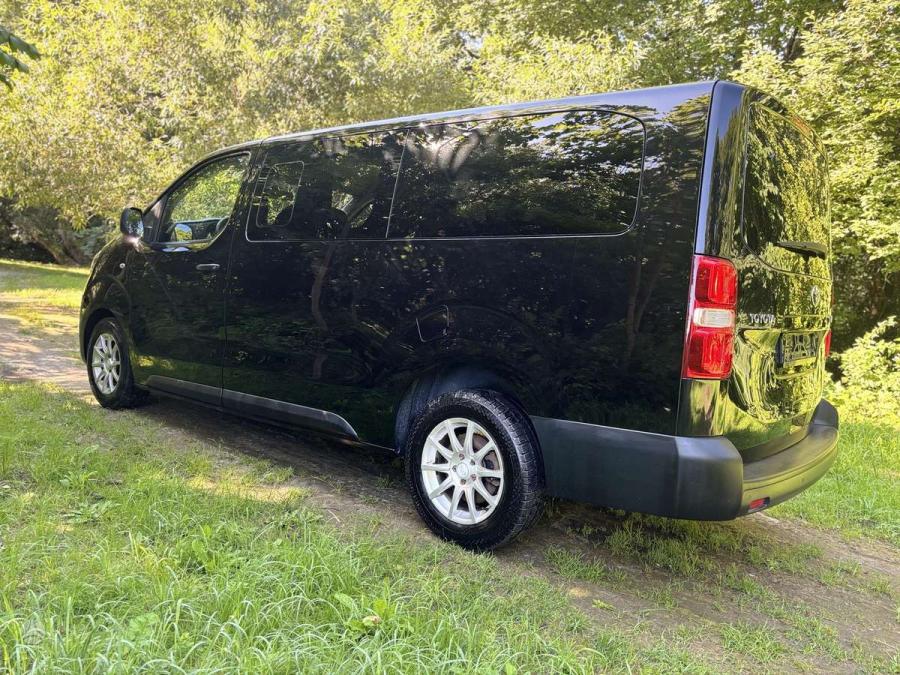 Melns Toyota Proace 2021 Tauragė, ar dzinēja tilpumu 1.99 L un nobraukumu 232 tūkst. km par 14800 €, foto 13 vietnē AUTOMOTO.COM.LV