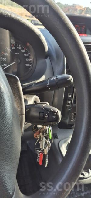 Black Toyota Proace 2015 in Riga, with an engine capacity of 2.00 L and mileage of 443 thousand km for 5000 €, photo 5 on AUTOMOTO.COM.LV