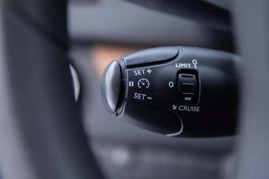 Melns Toyota Proace 2017 Grobiņa, ar dzinēja tilpumu 2.00 L un nobraukumu 207 tūkst. km par 17900 €, foto 29 vietnē AUTOMOTO.COM.LV