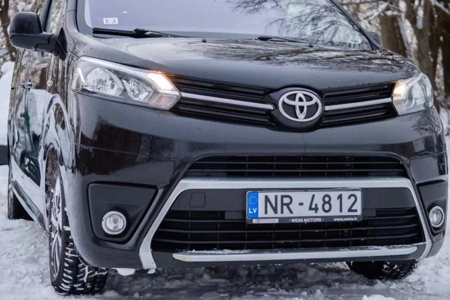 Melns Toyota Proace 2017 Grobiņa, ar dzinēja tilpumu 2.00 L un nobraukumu 207 tūkst. km par 17900 €, foto 38 vietnē AUTOMOTO.COM.LV