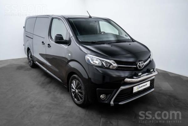 Black Toyota Proace 2018 in Tallinn, with an engine capacity of 2.00 L and mileage of 201 thousand km for 15499 €, photo 3 on AUTOMOTO.COM.LV