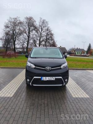 Melns Toyota Proace 2018 Ventspils, ar dzinēja tilpumu 1.60 L un nobraukumu 180 tūkst. km par 15400 €, foto 3 vietnē AUTOMOTO.COM.LV