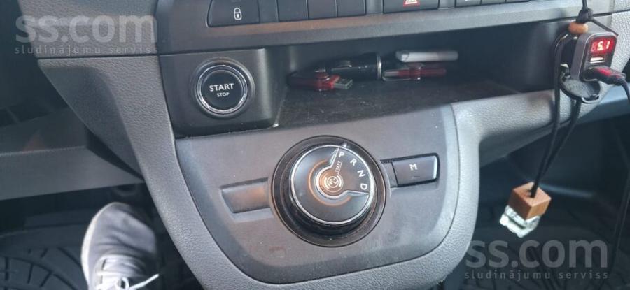 Melns Toyota Proace 2018 Daugavpils, ar dzinēja tilpumu 2.00 L un nobraukumu 300 tūkst. km par 15000 €, foto 12 vietnē AUTOMOTO.COM.LV