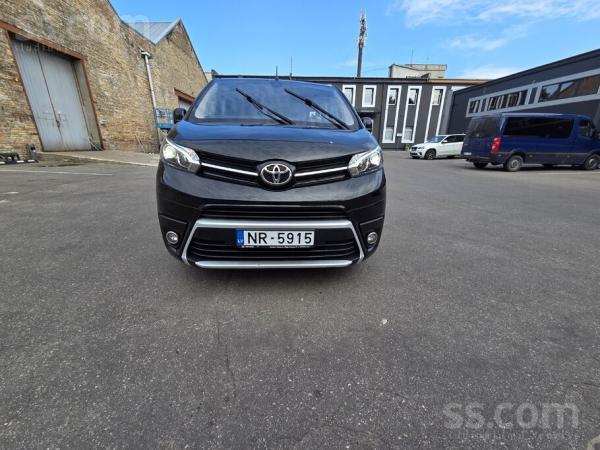 Black Toyota Proace 2018 in Riga, with an engine capacity of 2.00 L and mileage of 250 thousand km for 18000 €, photo 1 on AUTOMOTO.COM.LV