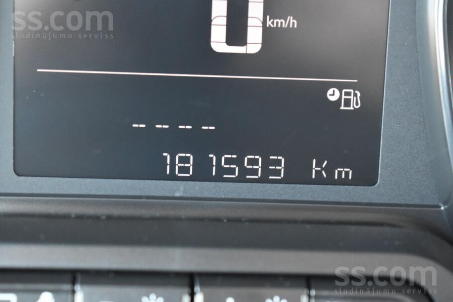 Melns Toyota Proace 2018 Kuldīga, ar dzinēja tilpumu 1.60 L un nobraukumu 0 tūkst. km par 17300 €, foto 14 vietnē AUTOMOTO.COM.LV