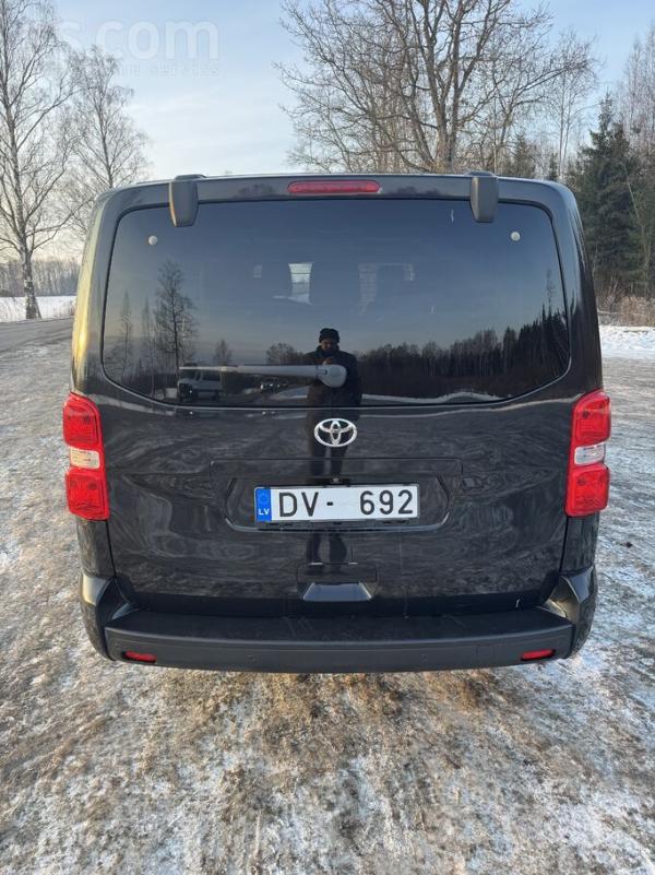 Melns Toyota Proace 2019 Valmiera, ar dzinēja tilpumu 2.00 L un nobraukumu 256 tūkst. km par 25400 €, foto 11 vietnē AUTOMOTO.COM.LV