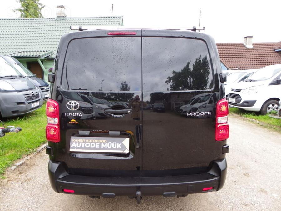 Black Toyota Proace 2019 in Valka, with an engine capacity of 2.00 L and mileage of 212 thousand km for 10000 €, photo 7 on AUTOMOTO.COM.LV