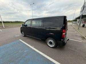 Melns Toyota Proace 2019 Rakvere, ar dzinēja tilpumu 1.50 L un nobraukumu 277 tūkst. km par 11000 €, foto 15 vietnē AUTOMOTO.COM.LV