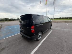 Melns Toyota Proace 2019 Rakvere, ar dzinēja tilpumu 1.50 L un nobraukumu 277 tūkst. km par 11000 €, foto 17 vietnē AUTOMOTO.COM.LV