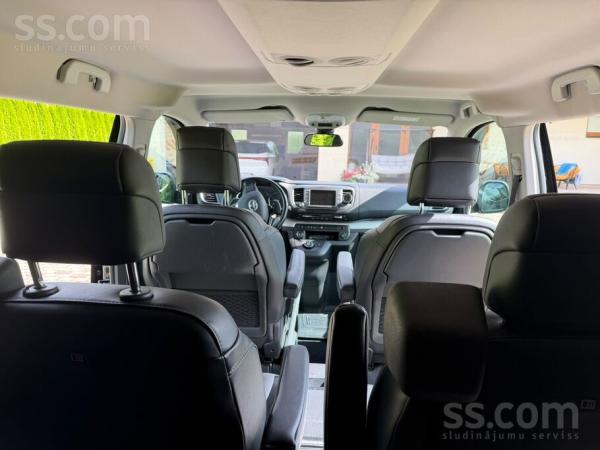 Black Toyota Proace 2019 in Riga, with an engine capacity of 2.00 L and mileage of 153 thousand km for 22000 €, photo 8 on AUTOMOTO.COM.LV