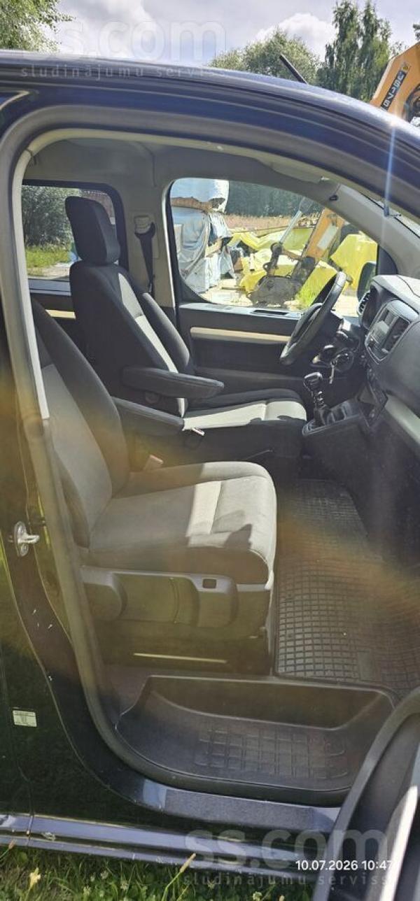 Melns Toyota Proace 2017 Rīga, ar dzinēja tilpumu 1.60 L un nobraukumu 230 tūkst. km par 9300 €, foto 8 vietnē AUTOMOTO.COM.LV