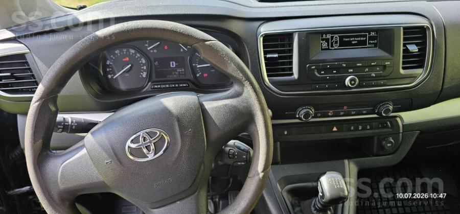 Black Toyota Proace 2017 in Riga, with an engine capacity of 1.60 L and mileage of 230 thousand km for 9300 €, photo 10 on AUTOMOTO.COM.LV