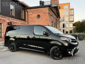 Black Toyota Proace 2017 in Tallinn, with an engine capacity of 2.00 L and mileage of 203 thousand km for 22100 €, photo 8 on AUTOMOTO.COM.LV