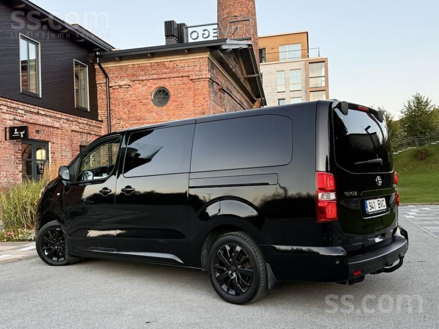 Black Toyota Proace 2017 in Tallinn, with an engine capacity of 2.00 L and mileage of 203 thousand km for 22100 €, photo 14 on AUTOMOTO.COM.LV