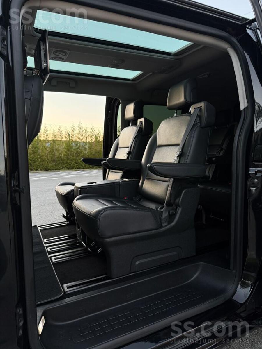 Black Toyota Proace 2017 in Tallinn, with an engine capacity of 2.00 L and mileage of 203 thousand km for 22100 €, photo 20 on AUTOMOTO.COM.LV