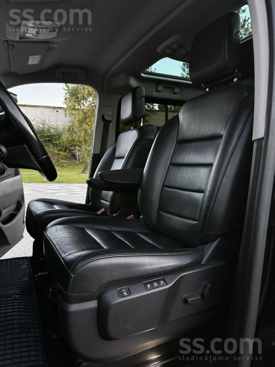 Black Toyota Proace 2017 in Tallinn, with an engine capacity of 2.00 L and mileage of 203 thousand km for 22100 €, photo 26 on AUTOMOTO.COM.LV
