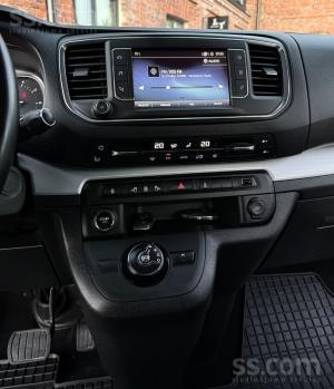 Black Toyota Proace 2017 in Tallinn, with an engine capacity of 2.00 L and mileage of 203 thousand km for 22100 €, photo 29 on AUTOMOTO.COM.LV