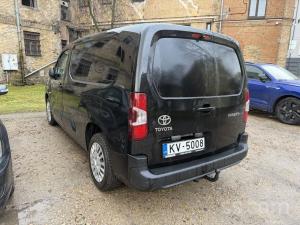 Melns Toyota Proace 2020 Rīga, ar dzinēja tilpumu 1.50 L un nobraukumu 46 tūkst. km par 17500 €, foto 3 vietnē AUTOMOTO.COM.LV