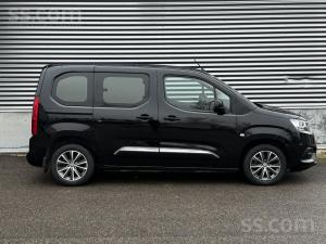 Melns Toyota Proace 2020 Rīga, ar dzinēja tilpumu 1.50 L un nobraukumu 159 tūkst. km par 12400 €, foto 6 vietnē AUTOMOTO.COM.LV