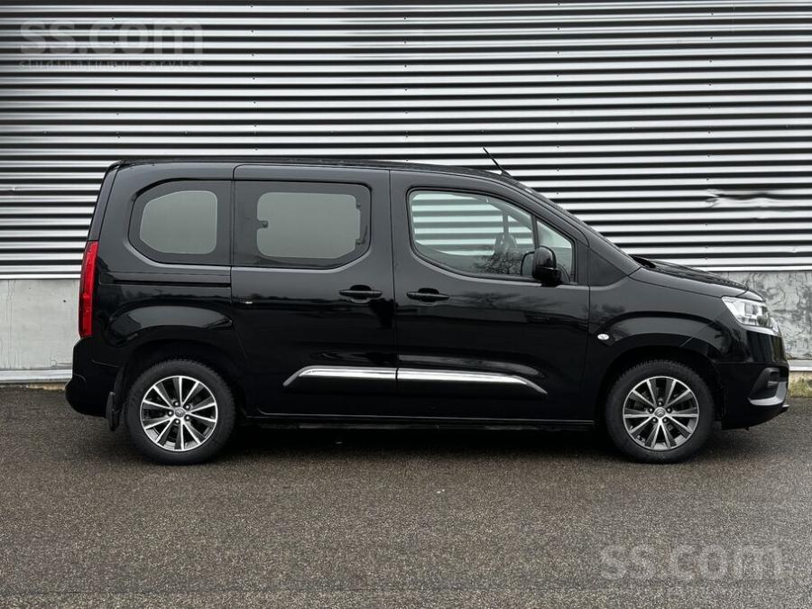 Melns Toyota Proace 2020 Rīga, ar dzinēja tilpumu 1.50 L un nobraukumu 159 tūkst. km par 12400 €, foto 6 vietnē AUTOMOTO.COM.LV