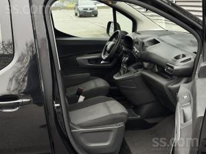 Melns Toyota Proace 2020 Rīga, ar dzinēja tilpumu 1.50 L un nobraukumu 159 tūkst. km par 12400 €, foto 12 vietnē AUTOMOTO.COM.LV