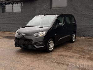 Black Toyota Proace 2021 in Daugavpils, with an engine capacity of 1.50 L and mileage of 113 thousand km for 12900 €, photo  on AUTOMOTO.COM.LV