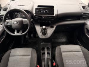 Black Toyota Proace 2021 in Daugavpils, with an engine capacity of 1.50 L and mileage of 113 thousand km for 12900 €, photo 6 on AUTOMOTO.COM.LV
