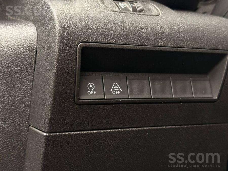 Black Toyota Proace 2021 in Daugavpils, with an engine capacity of 1.50 L and mileage of 113 thousand km for 12900 €, photo 11 on AUTOMOTO.COM.LV