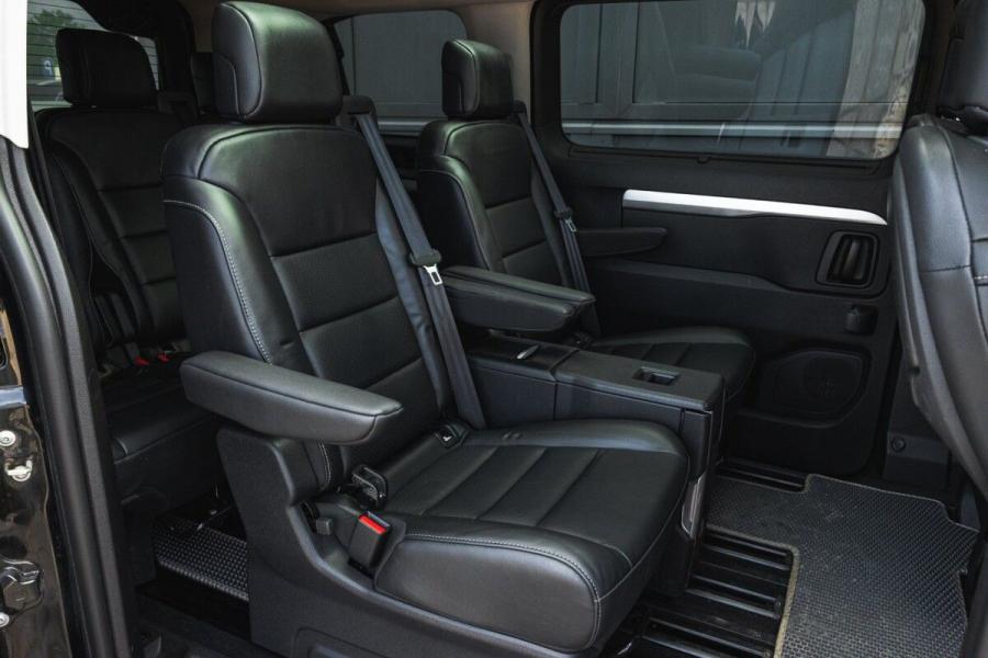 Melns Toyota Proace 2021 Ventspils, ar dzinēja tilpumu 2.00 L un nobraukumu 92 tūkst. km par 24500 €, foto 32 vietnē AUTOMOTO.COM.LV