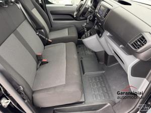 Black Toyota Proace 2022 in Avizieniai, with an engine capacity of 2.00 L and mileage of 105 thousand km for 22400 €, photo 5 on AUTOMOTO.COM.LV