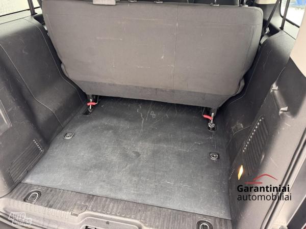 Melns Toyota Proace 2022 Avižieniai, ar dzinēja tilpumu 2.00 L un nobraukumu 105 tūkst. km par 22400 €, foto 7 vietnē AUTOMOTO.COM.LV