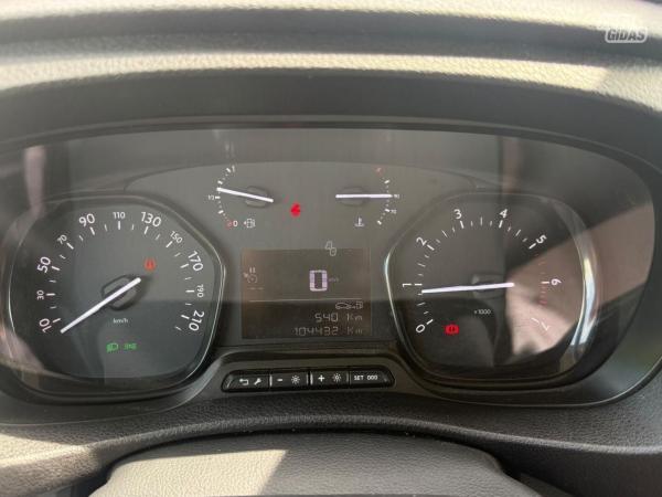 Melns Toyota Proace 2022 Avižieniai, ar dzinēja tilpumu 2.00 L un nobraukumu 105 tūkst. km par 22400 €, foto 9 vietnē AUTOMOTO.COM.LV