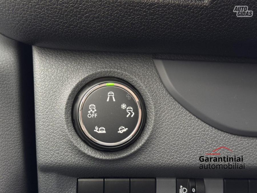 Black Toyota Proace 2022 in Avizieniai, with an engine capacity of 2.00 L and mileage of 105 thousand km for 22400 €, photo 22 on AUTOMOTO.COM.LV
