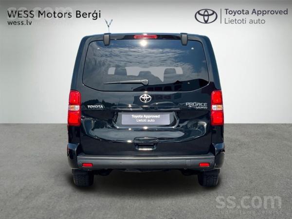 Black Toyota Proace 2023 in Riga, with an engine capacity of 2.00 L and mileage of 113 thousand km for 30990 €, photo 4 on AUTOMOTO.COM.LV