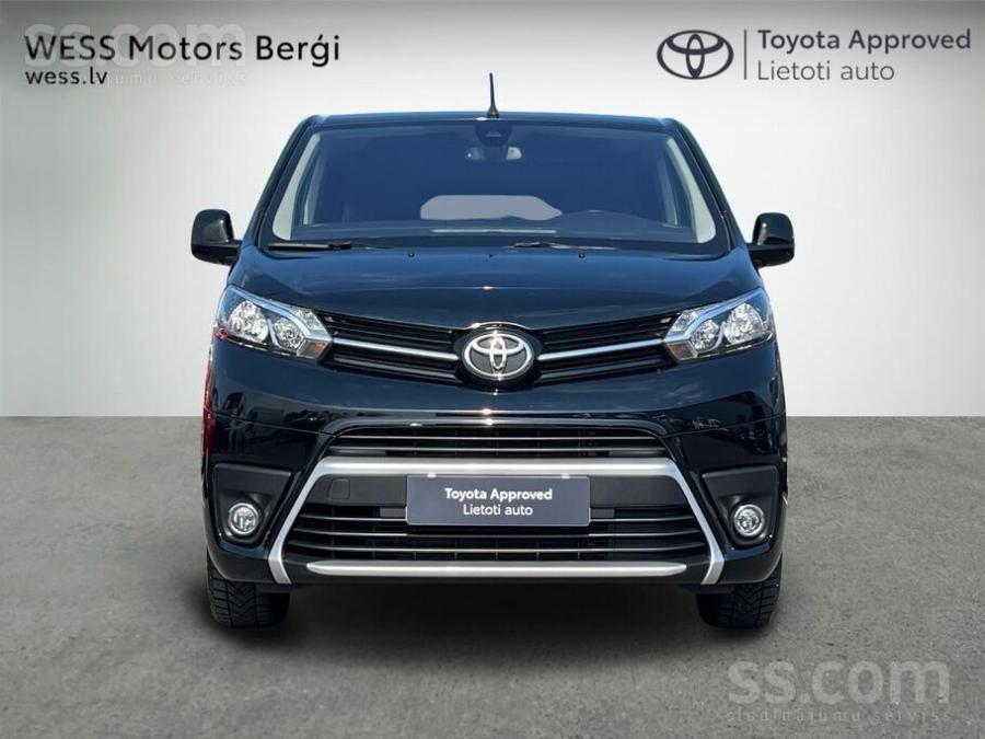Black Toyota Proace 2023 in Riga, with an engine capacity of 2.00 L and mileage of 113 thousand km for 30990 €, photo 6 on AUTOMOTO.COM.LV