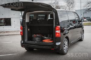 Black Toyota Proace 2024 in Riga, with an engine capacity of 2.00 L and mileage of 5 thousand km for 39900 €, photo 7 on AUTOMOTO.COM.LV