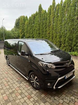 Melns Toyota Proace 2024 Rīga, ar dzinēja tilpumu 2.00 L un nobraukumu 50 tūkst. km par 43500 €, foto  vietnē AUTOMOTO.COM.LV