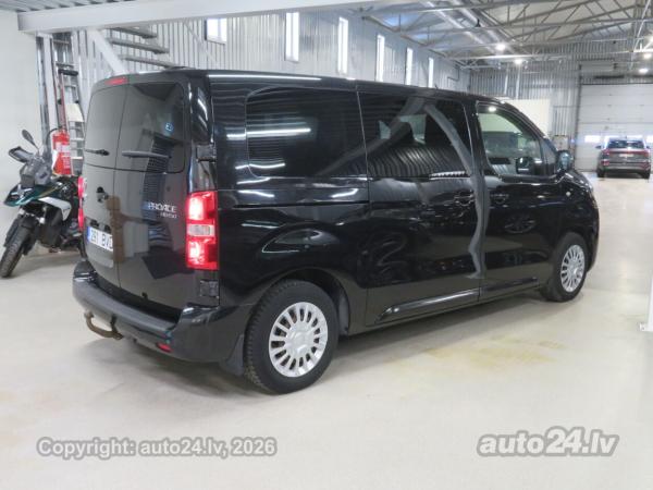 Black Toyota Proace 2017 in Tallinn, with an engine capacity of 1.60 L and mileage of 178 thousand km for 8800 €, photo 2 on AUTOMOTO.COM.LV