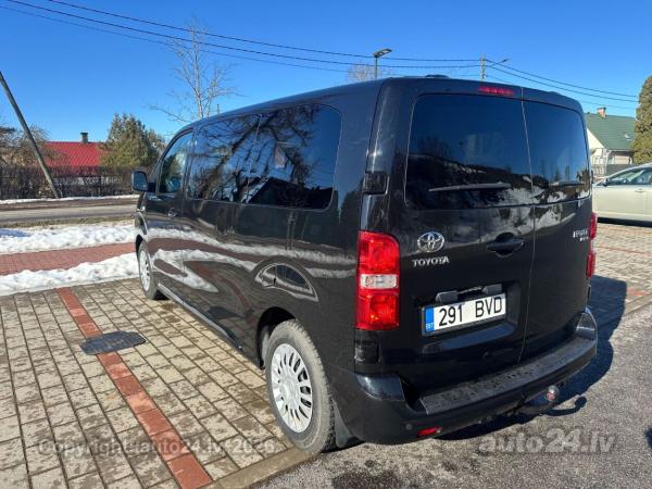 Melns Toyota Proace 2017 Tallina, ar dzinēja tilpumu 1.60 L un nobraukumu 179 tūkst. km par 14400 €, foto 4 vietnē AUTOMOTO.COM.LV
