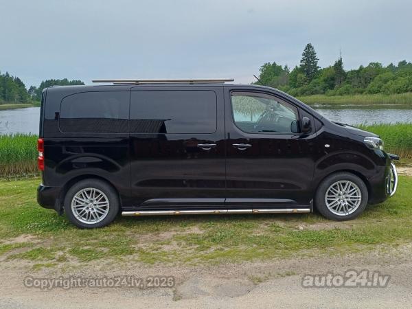 Melns Toyota Proace 2017 Tallina, ar dzinēja tilpumu 2.00 L un nobraukumu 160 tūkst. km par 16000 €, foto 3 vietnē AUTOMOTO.COM.LV