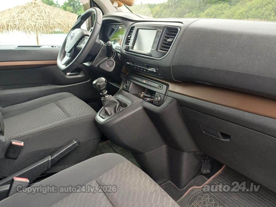 Melns Toyota Proace 2017 Tallina, ar dzinēja tilpumu 2.00 L un nobraukumu 160 tūkst. km par 16000 €, foto 9 vietnē AUTOMOTO.COM.LV