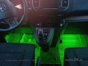Melns Toyota Proace 2017 Tallina, ar dzinēja tilpumu 2.00 L un nobraukumu 160 tūkst. km par 16000 €, foto 12 vietnē AUTOMOTO.COM.LV