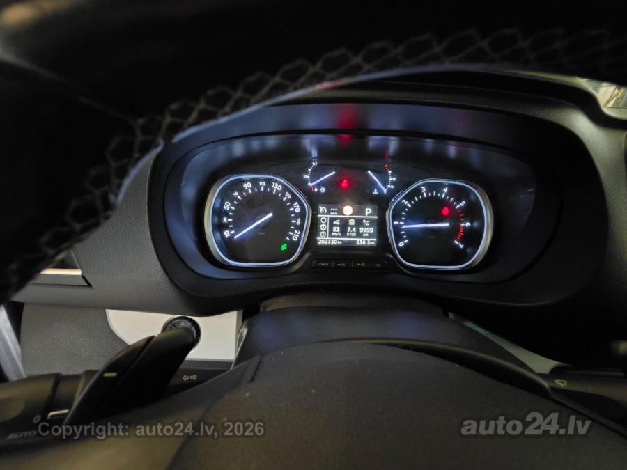 Черный Тойота Proace 2017 в Таллин, объемом двигателя 2.00 л и пробегом 203 тыс. км за 20999 €, фото 26 на AUTOMOTO.COM.LV