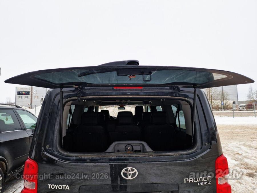 Black Toyota Proace 2018 in Tallinn, with an engine capacity of 2.00 L and mileage of 230 thousand km for 18800 €, photo 7 on AUTOMOTO.COM.LV
