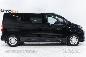 Black Toyota Proace 2018 in Tallinn, with an engine capacity of 1.60 L and mileage of 245 thousand km for 11999 €, photo 8 on AUTOMOTO.COM.LV